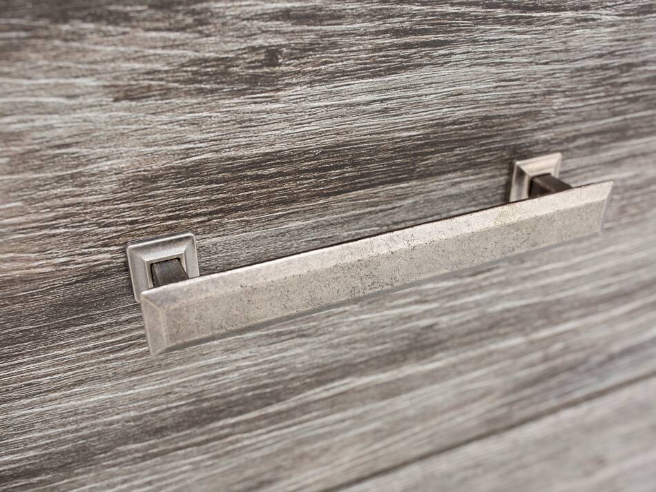 Oliver Chest | Steinhafels