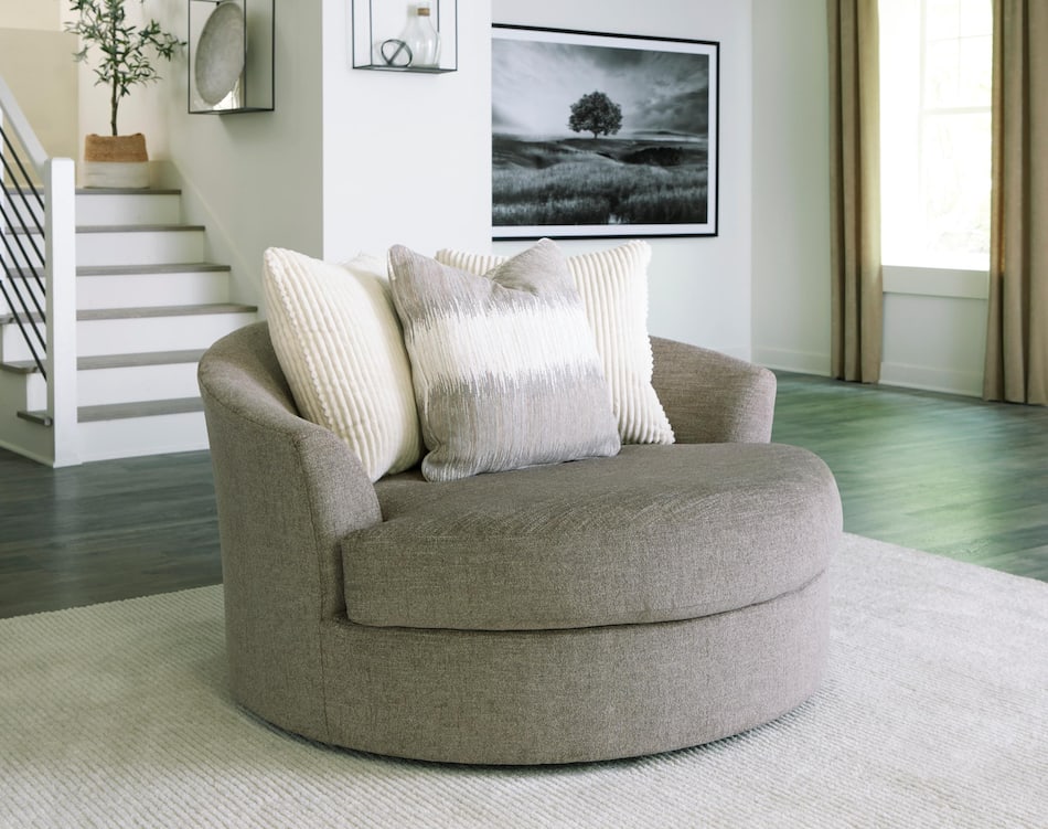 Oracle Oversized Swivel Chair | Steinhafels
