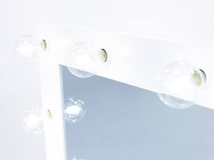 Reece Vanity | Steinhafels