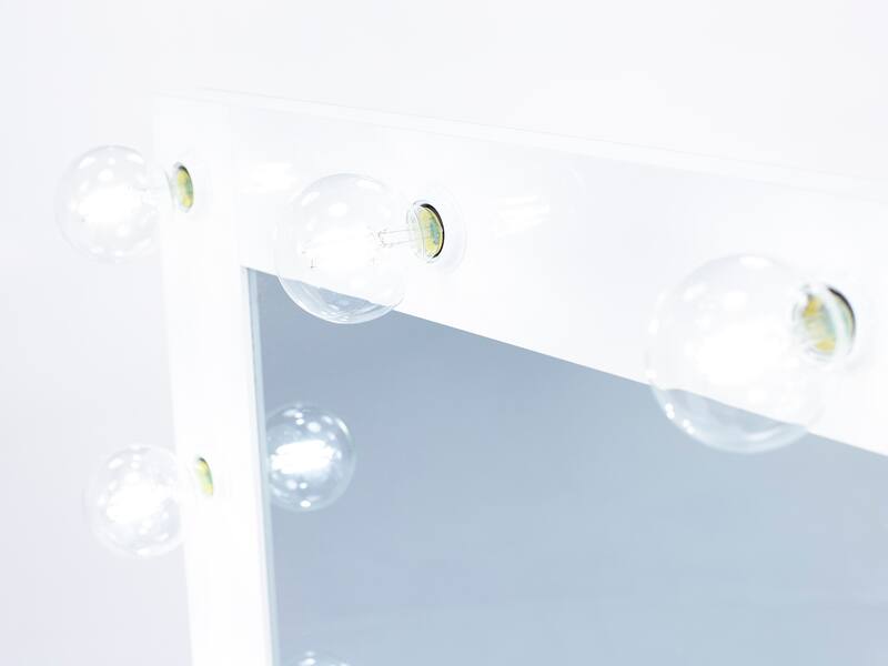 Reece Vanity | Steinhafels