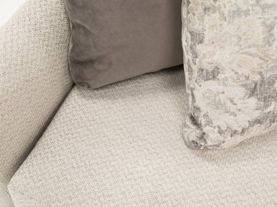 Trisha Yearwood 2-Pc. Atlanta Sectional | Steinhafels