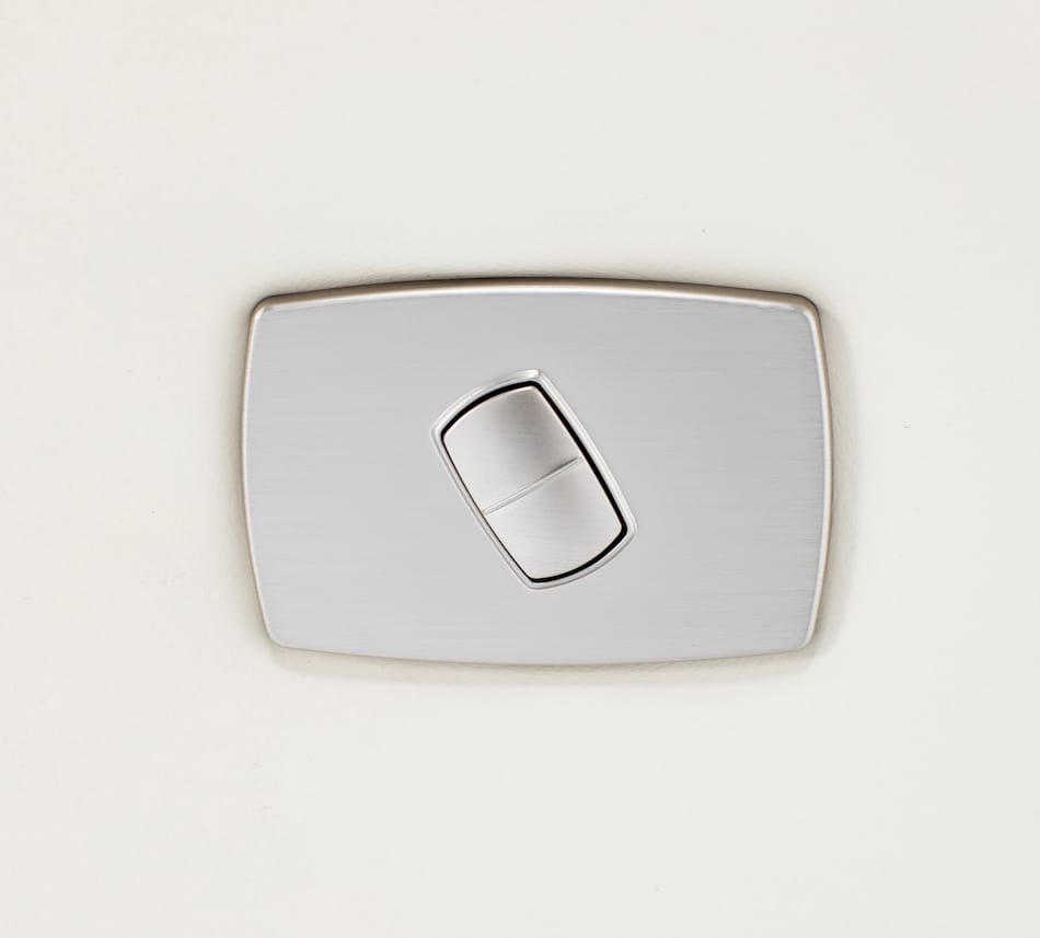 Modern Comfort Direct Designs Veronica Leather Medium Power Swivel ...