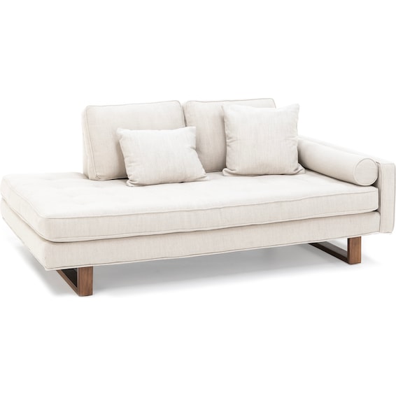 Living Room - Chaises & Daybeds | Steinhafels