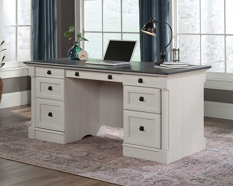 Palladia Exec Desk | Steinhafels